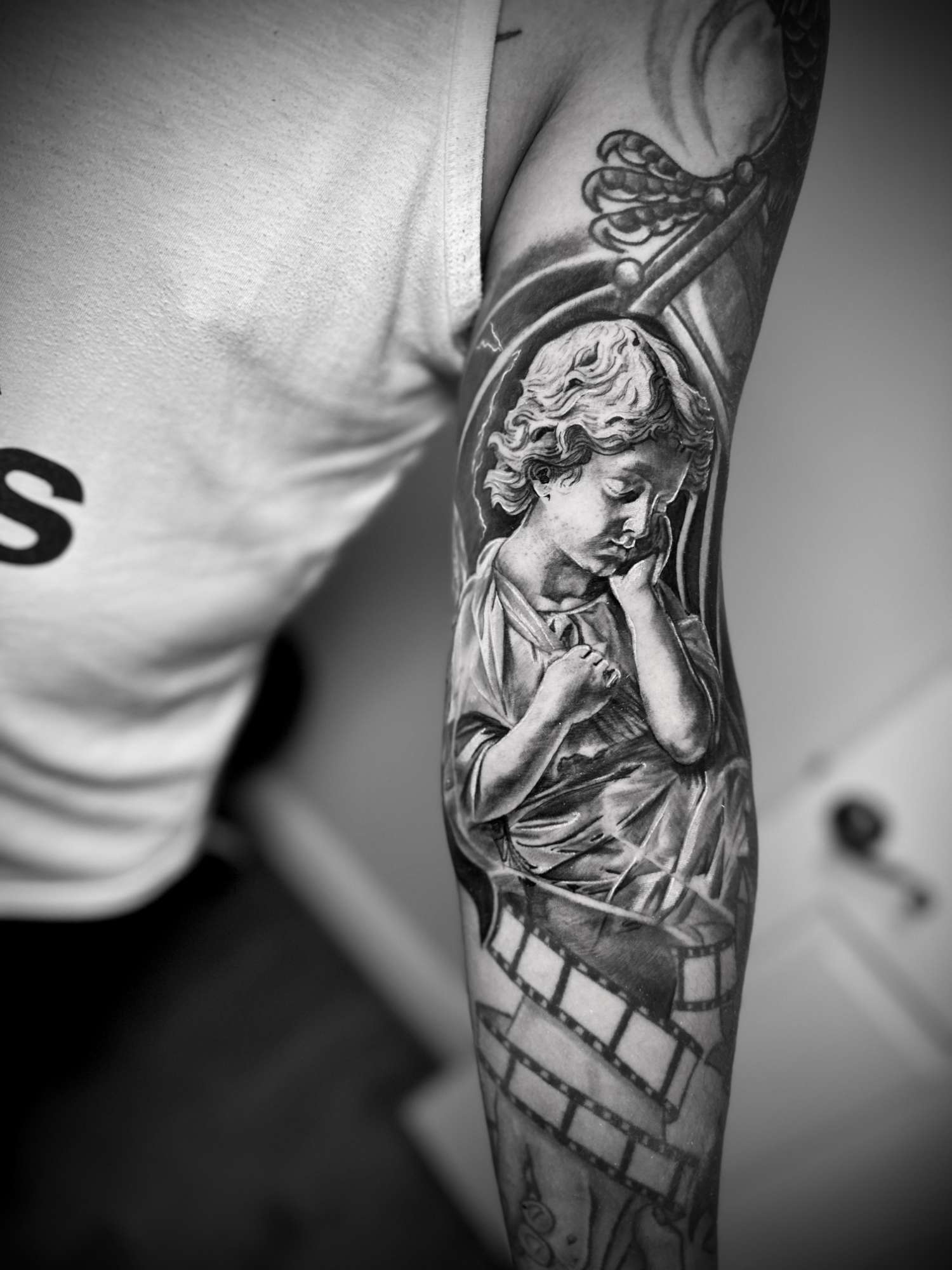 Lucian Toro - Main Street Studio Tattoo